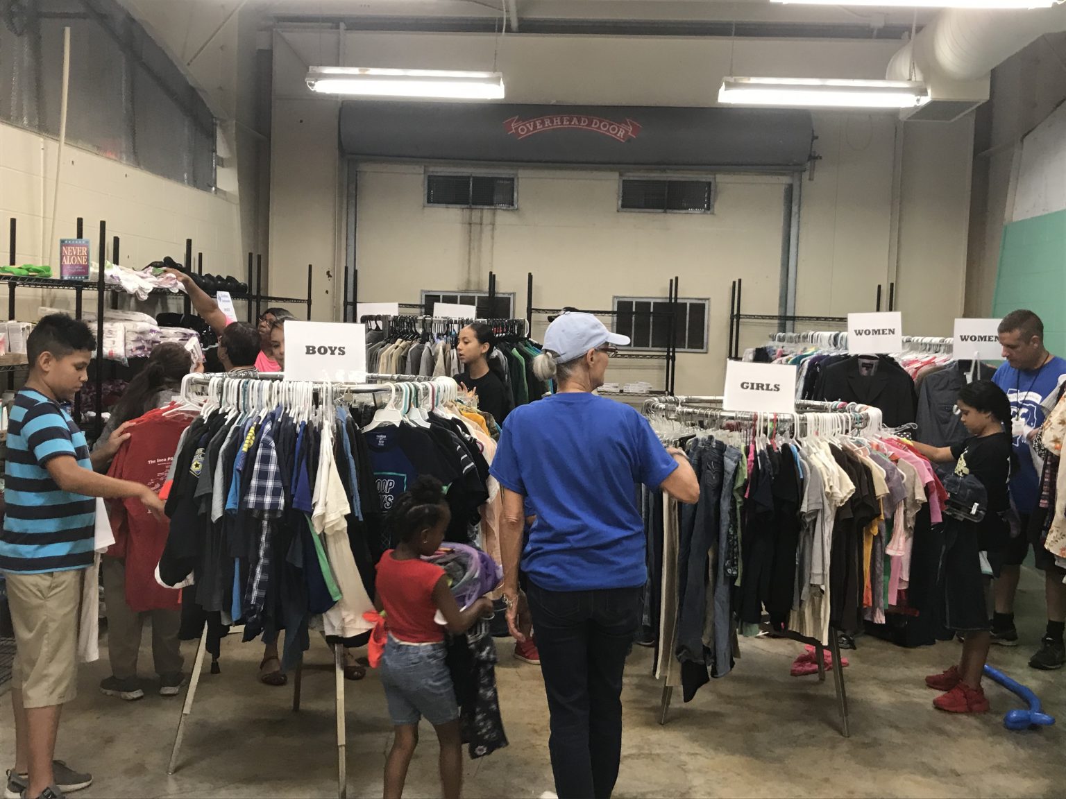 Food & Clothing Pantry – Dream Center of Southeast Texas